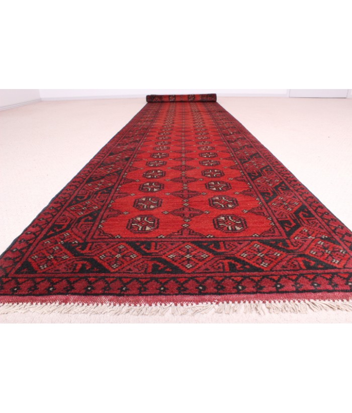 Turkoman- Mauri Gul: 200 x 150cm: This beautiful rich traditional trib